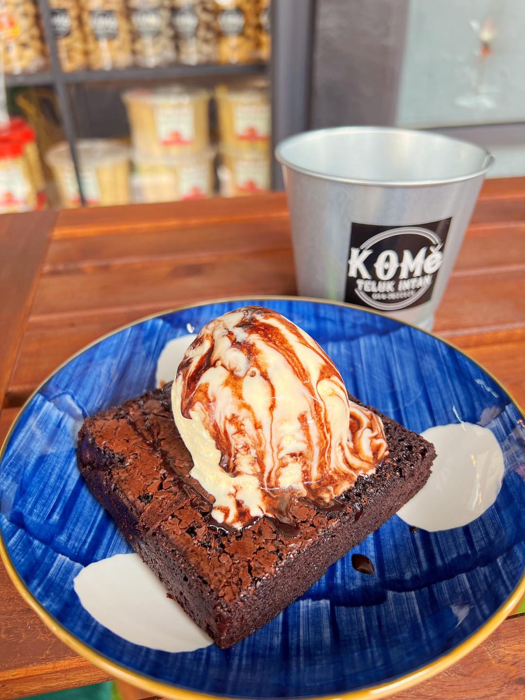 Cafe KOMe Teluk Intan | Syurga Dessert - Makan Lokal